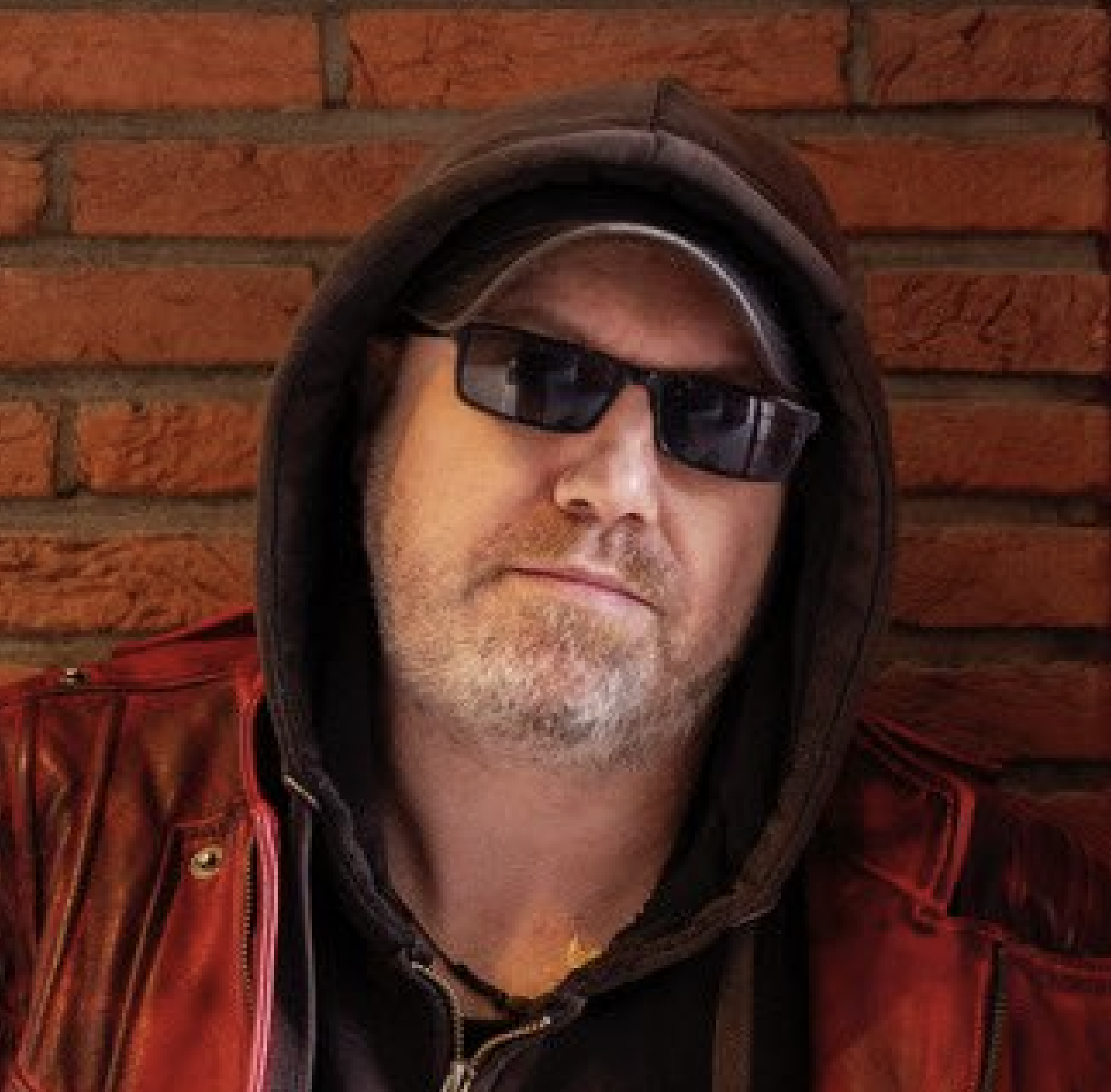 Quantum NLP with the lambeq–PennyLane integration